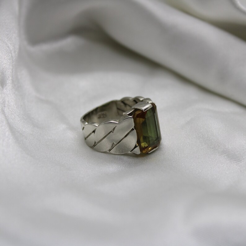 Lab Created Zultanite Color Change Stone Ring, Lab Created Alexandrite ...