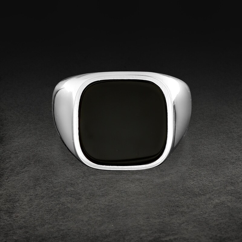 Onyx Signet Ring - Etsy