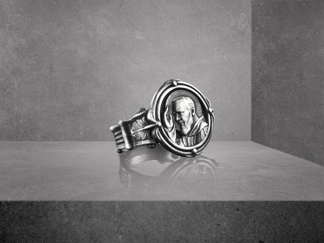Padre Pio Sterling Silver Signet Ring, Unique Engraved Mens Religious ...