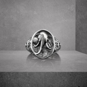 Elephant Silver Animal Signet Ring, Engraved Nature Ring for Best ...