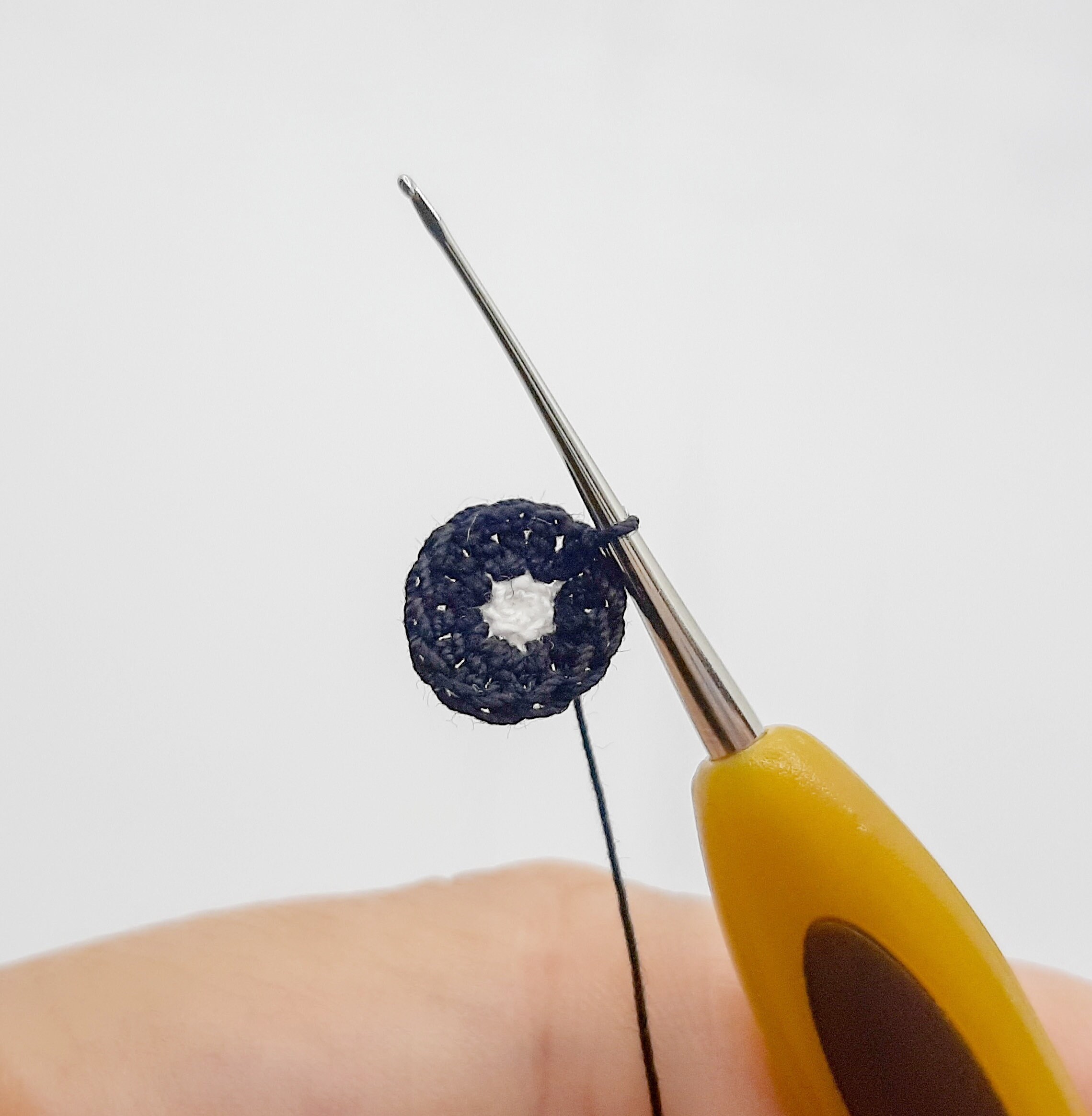 Ying Yang Crochet Applique Pattern. Ying Yang Pattern. Tutorial Black ...