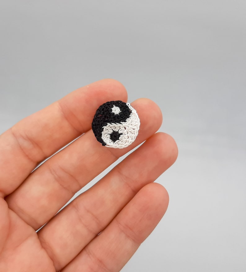 Ying Yang Crochet Applique Pattern. Ying Yang Pattern. Tutorial Black ...