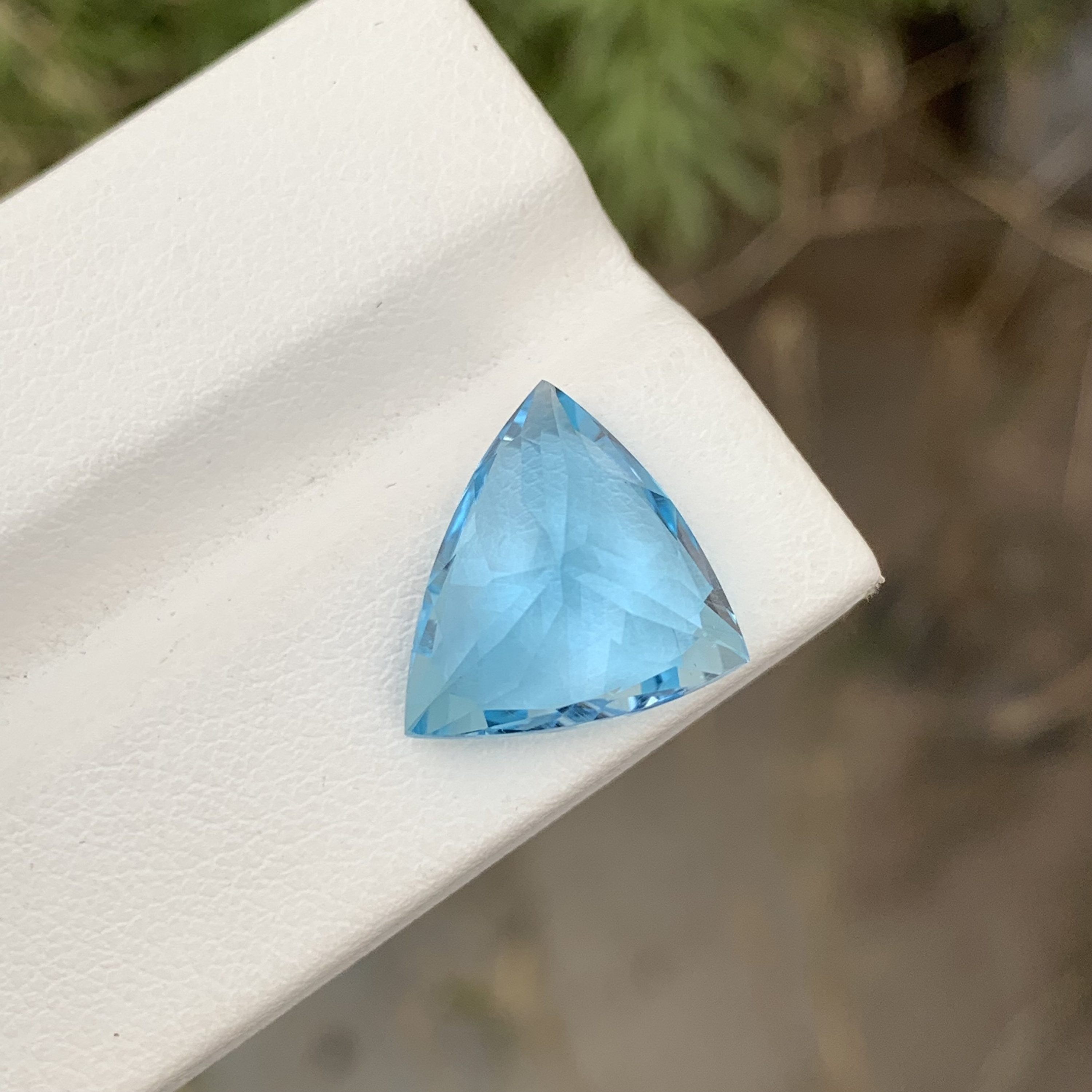 9.55 Carats Loose Sky Blue Topaz, Trilliant Shaped, Fancy Cut Topaz ...
