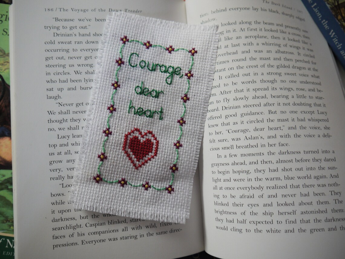 PDF Cross Stitch Pattern Narnia "courage, Dear Heart" - Etsy