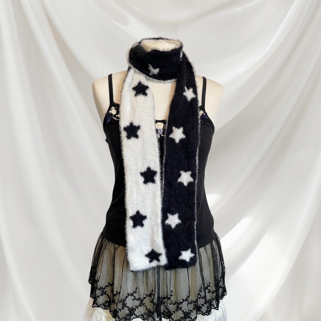 Reversible Faux Fur Scarf: Two-toned Star Pattern, Y2K Style Fashion - Etsy