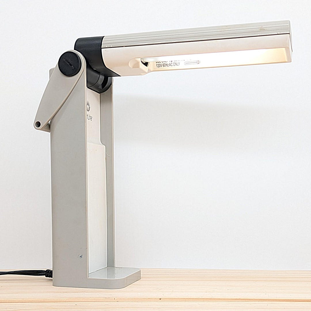 Vintage Ottlite GX7902 Desk Lamp - Adjustable 13W Light for Reading ...