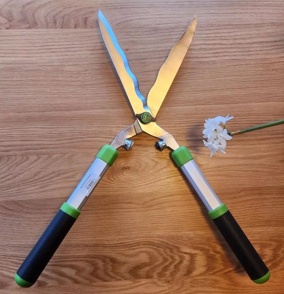 Vintage Freund Professional 9” Wavy Blade Chrome Hedge Shears | Pruning ...