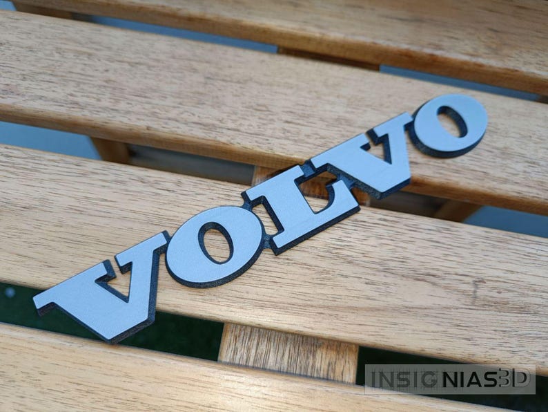 Reproducción 3D. PACK Insignia VOLVO 850 GLT . Emblem . Logo . Badge ...