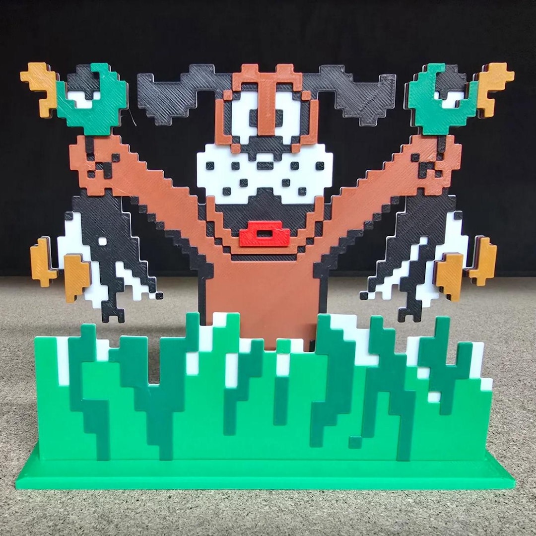 Voxel Retro Game Character Figures: 8-bit Desktop Pixel Art Display ...