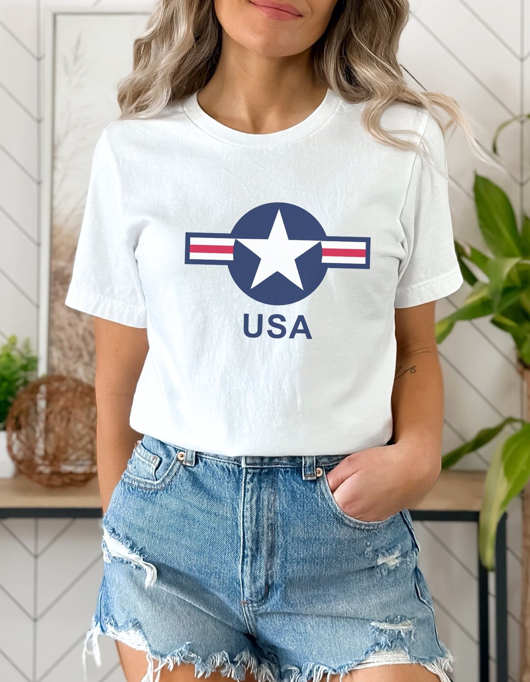 Classic USA Roundel Emblem, Patriot Tee Shirt, USA Shirt, Love the USA - Etsy