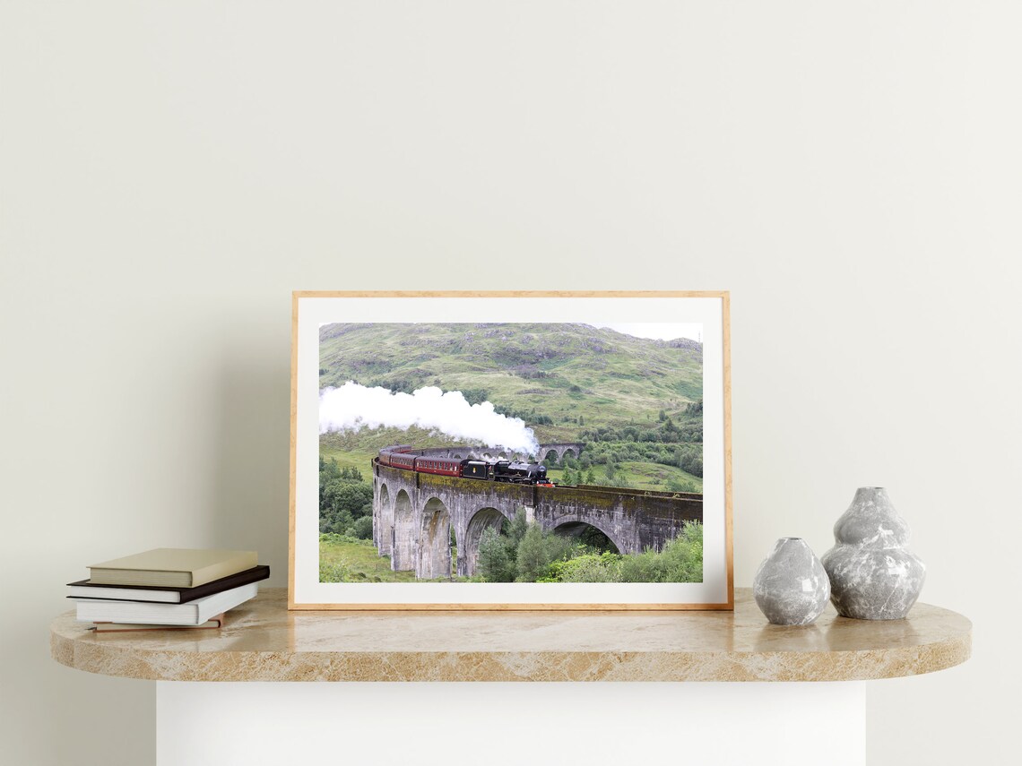 Glenfinnan Viaduct, Jacobite Steam Train Express, Arch Bridge, Scotland ...