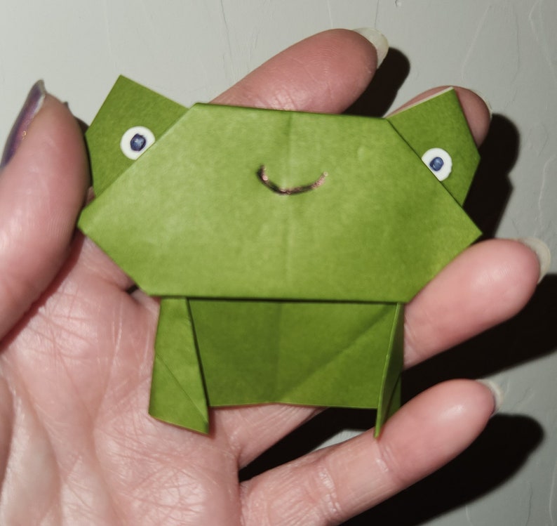 Cute Origami Frogs, Paper Frogs, Origami Animals, Hand Folded Art, Paper Frog Wall Decoration - Etsy