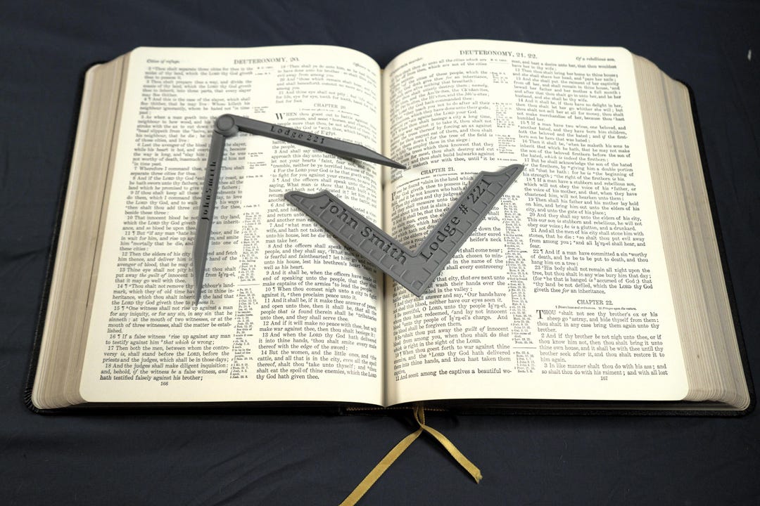 3D Printed Square and Compass - Available in Gold and Silver PLA, Blank ...