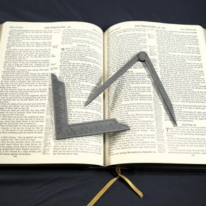 3D Printed Square and Compass - Available in Gold and Silver PLA, Blank ...