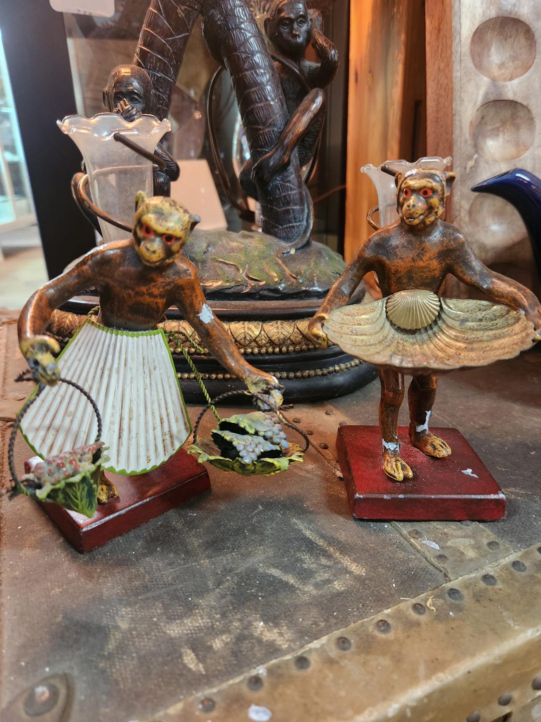 Vintage Petites Choses Monkey Bud Vases Cast Iron Metal Scallop Shell ...