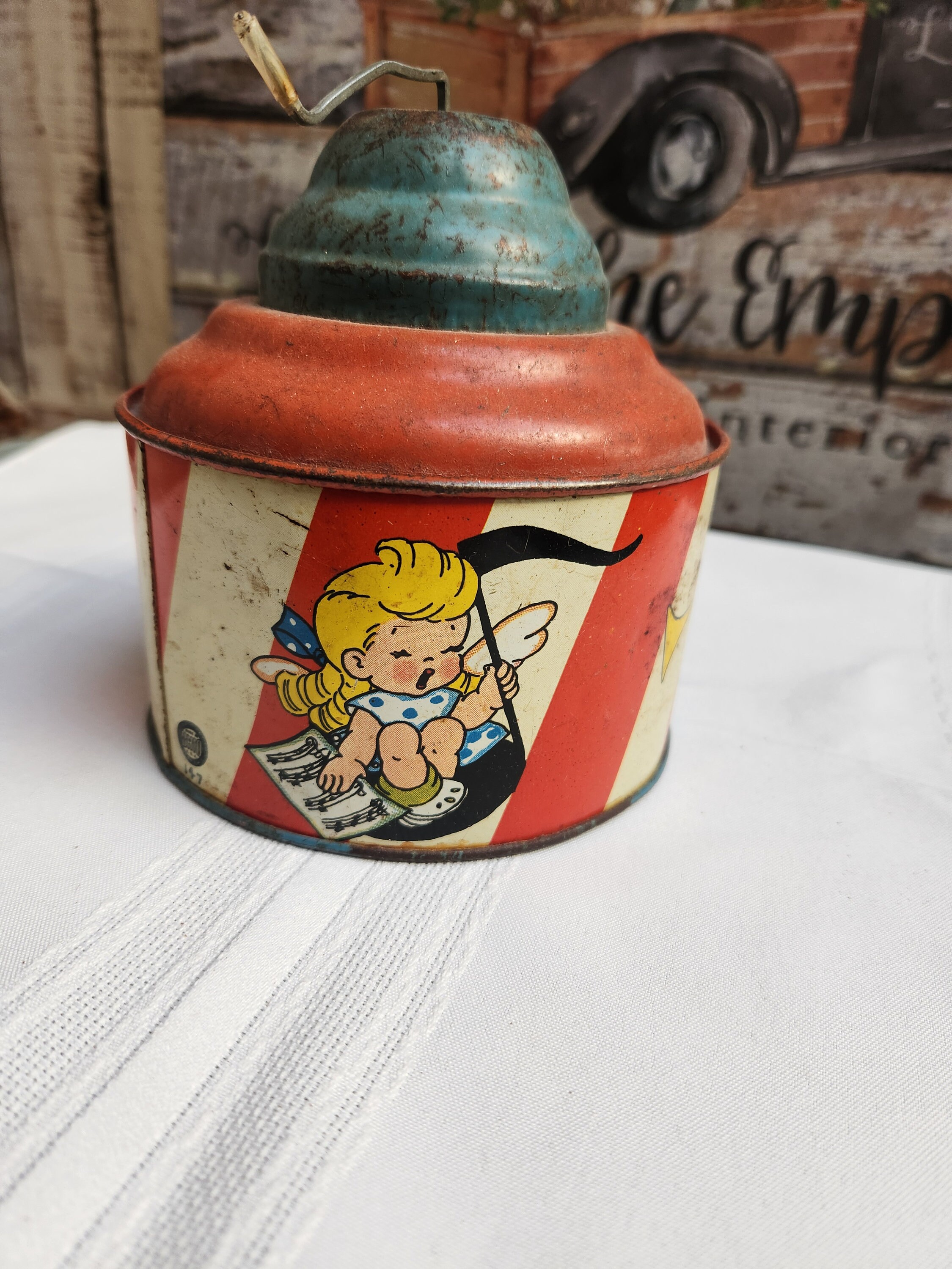 Vintage Ohio Arts 1940s Lithographed Steel Music Box Toy - Etsy