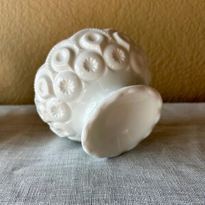 L.E. Smith Moon & Star Fairy Lamp – Milk Glass – Weishar Glass USA - Etsy