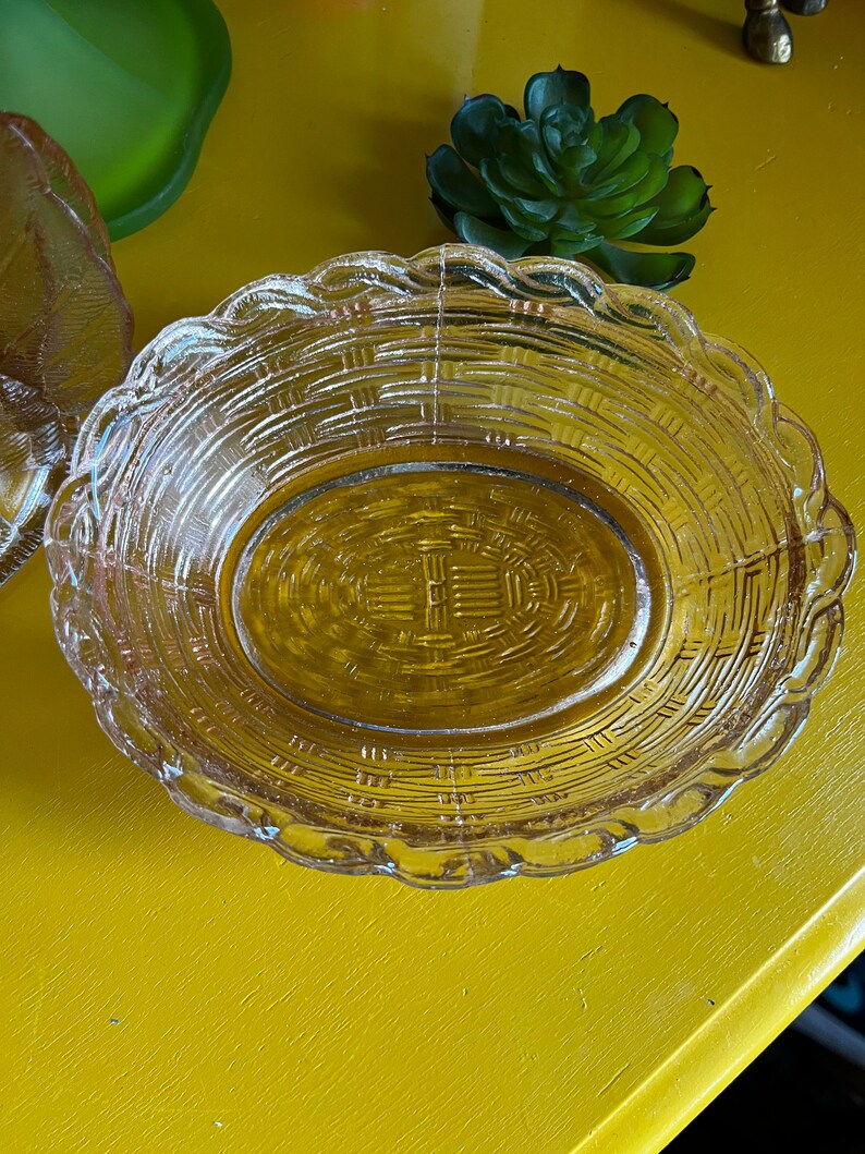 Vintage Mosser/lg Wright Pink Clear Glass 7-inch Hen on Nest - Etsy