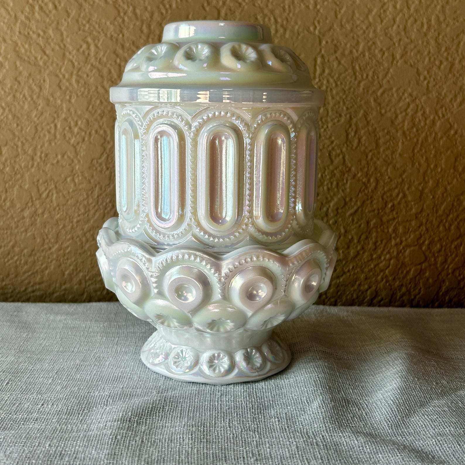 L.E. Smith Moon & Star Fairy Lamp – Carnival Milk Glass – Weishar Glass ...