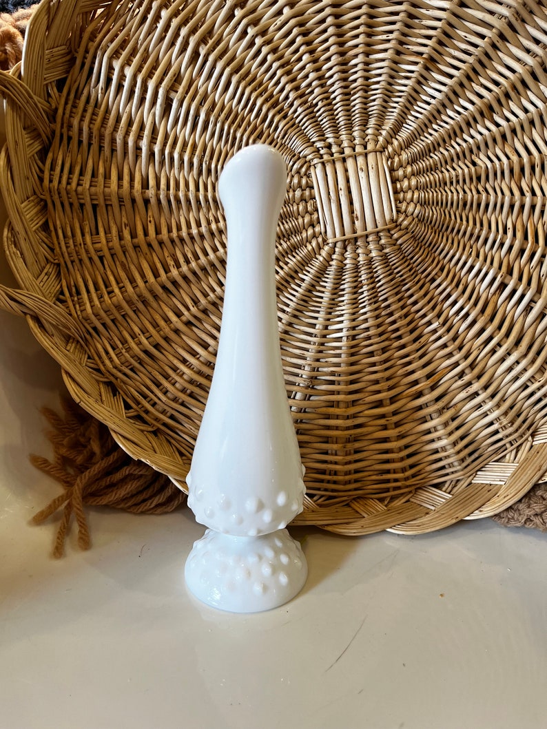 Vintage Fenton Hobnail White Milk Glass Bud Vase W/sticker - Etsy