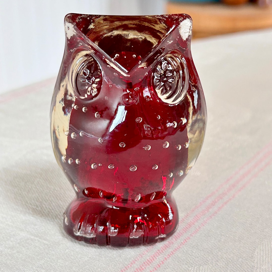 Lefton Owl Paper Weight Figurine in Red Color With Controlled Bubbles ...