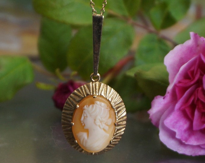Victorian Cameo Pin Pendant 10k Gold & Angel Skin Coral - Etsy
