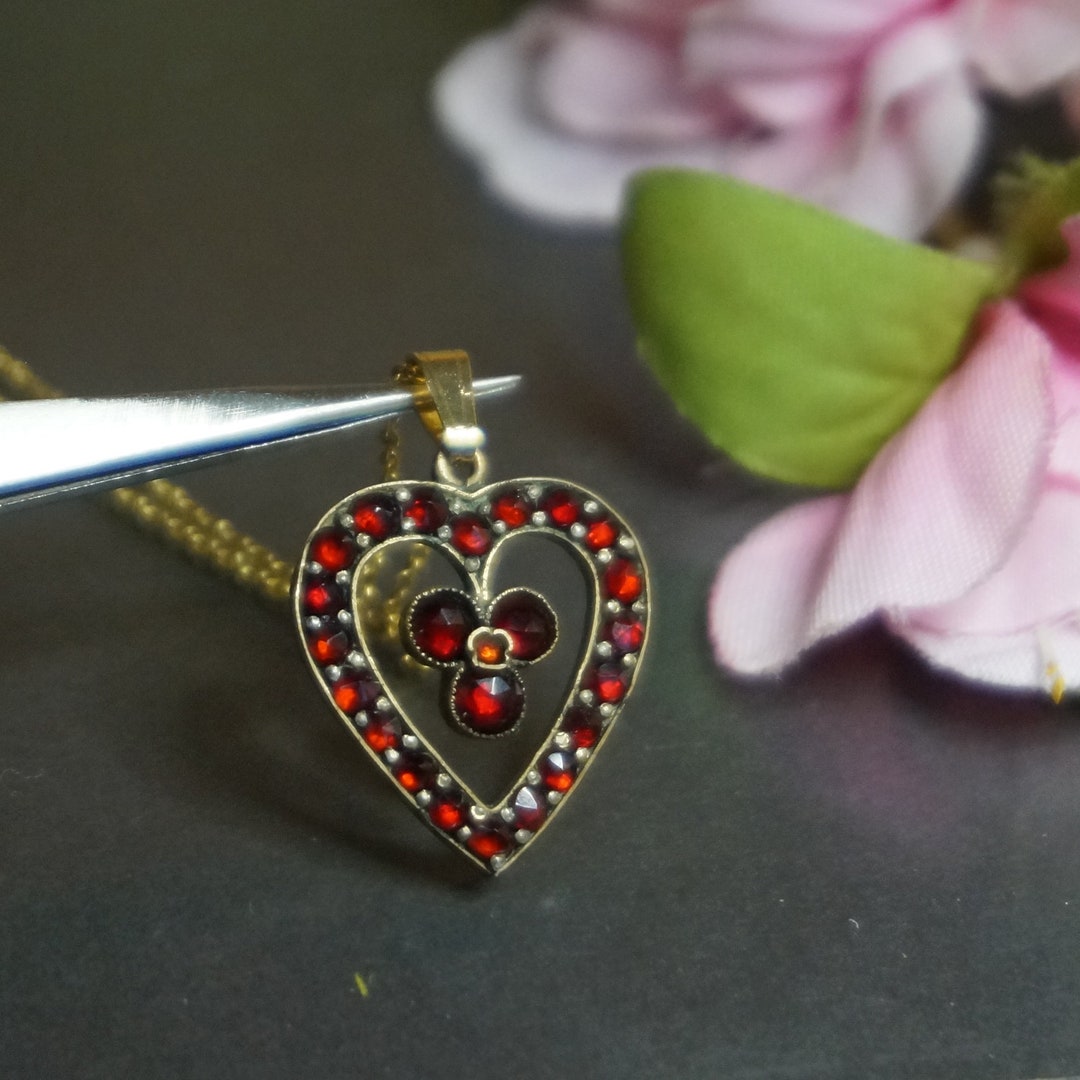 Vintage Heart Shaped Bohemian Garnet Pendant, Bohemian Garnet Pendant ...