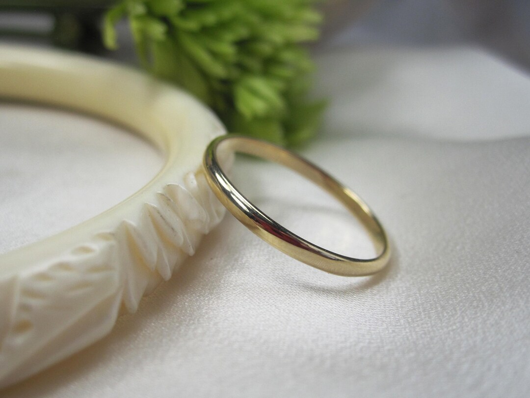 Bespoke 9ct Yellow Gold Light Court Profile Wedding Bands Traditional ...