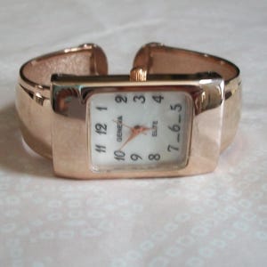 Women's Silver and Gold Finish Blue, Black, Red, Pink, Silver Dial ...
