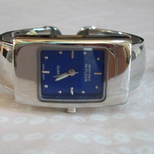 Women's Silver and Gold Finish Blue, Black, Red, Pink, Silver Dial ...