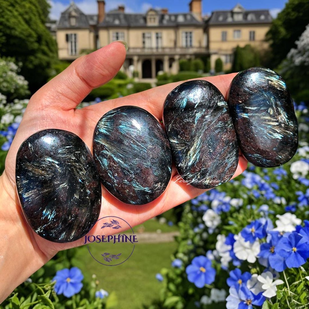 2" -3" Arfvedsonite Oval Shape Stone / High Flash Blue Firework Stone ...