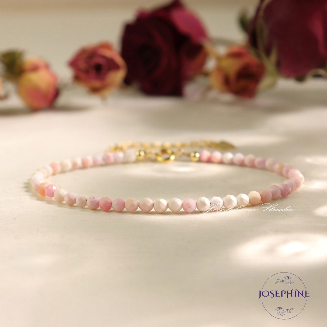 Pink Queen Conch Shell Beads Bracelet, Dainty Minimalist Shell Beads ...