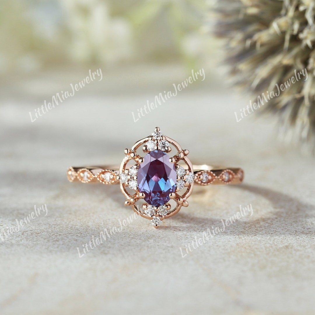 Oval Alexandrite Engagement Ring Vintage Alexandrite Wedding Rings for ...