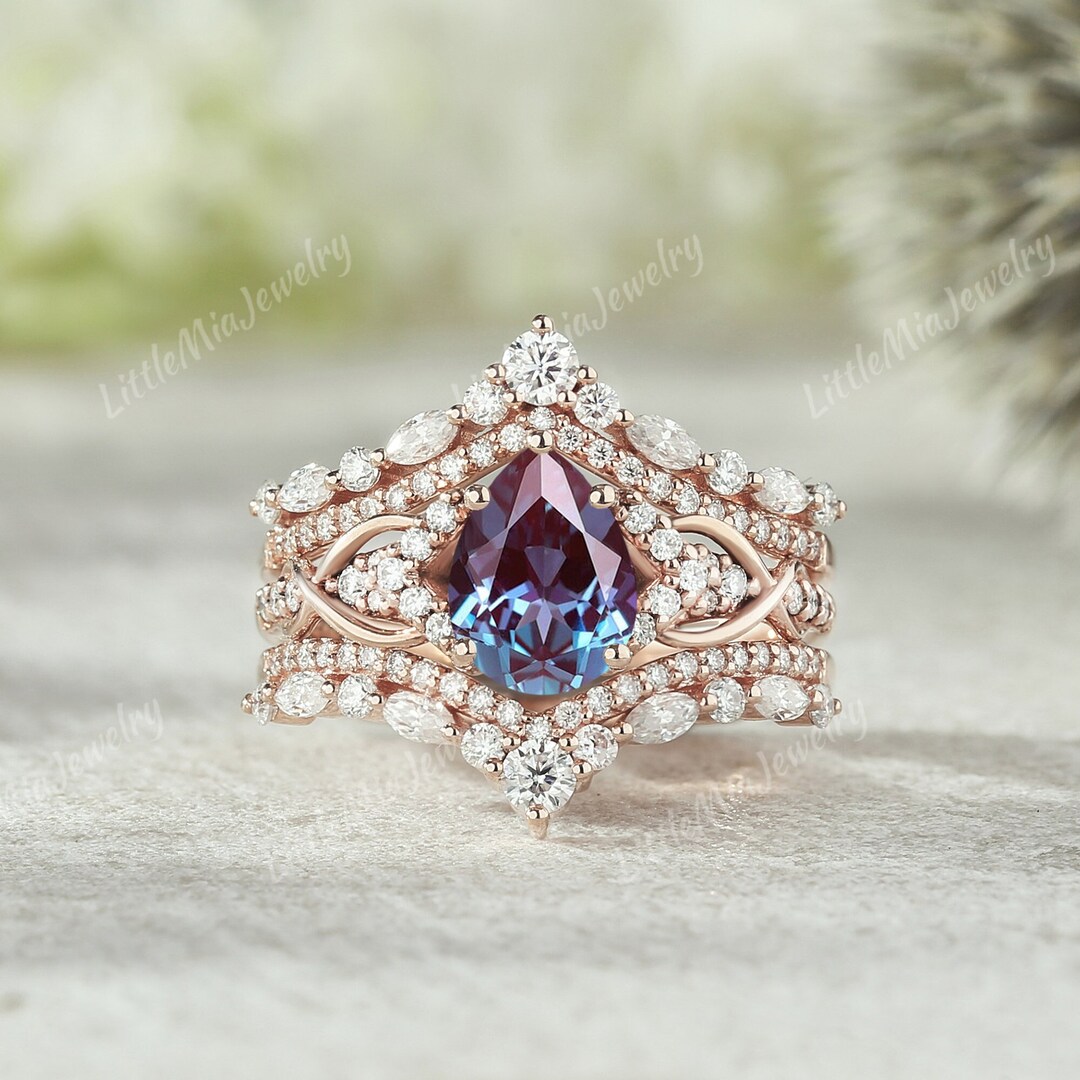 Unique Alexandrite Engagement Ring Set Rose Gold Moissanite Ring ...