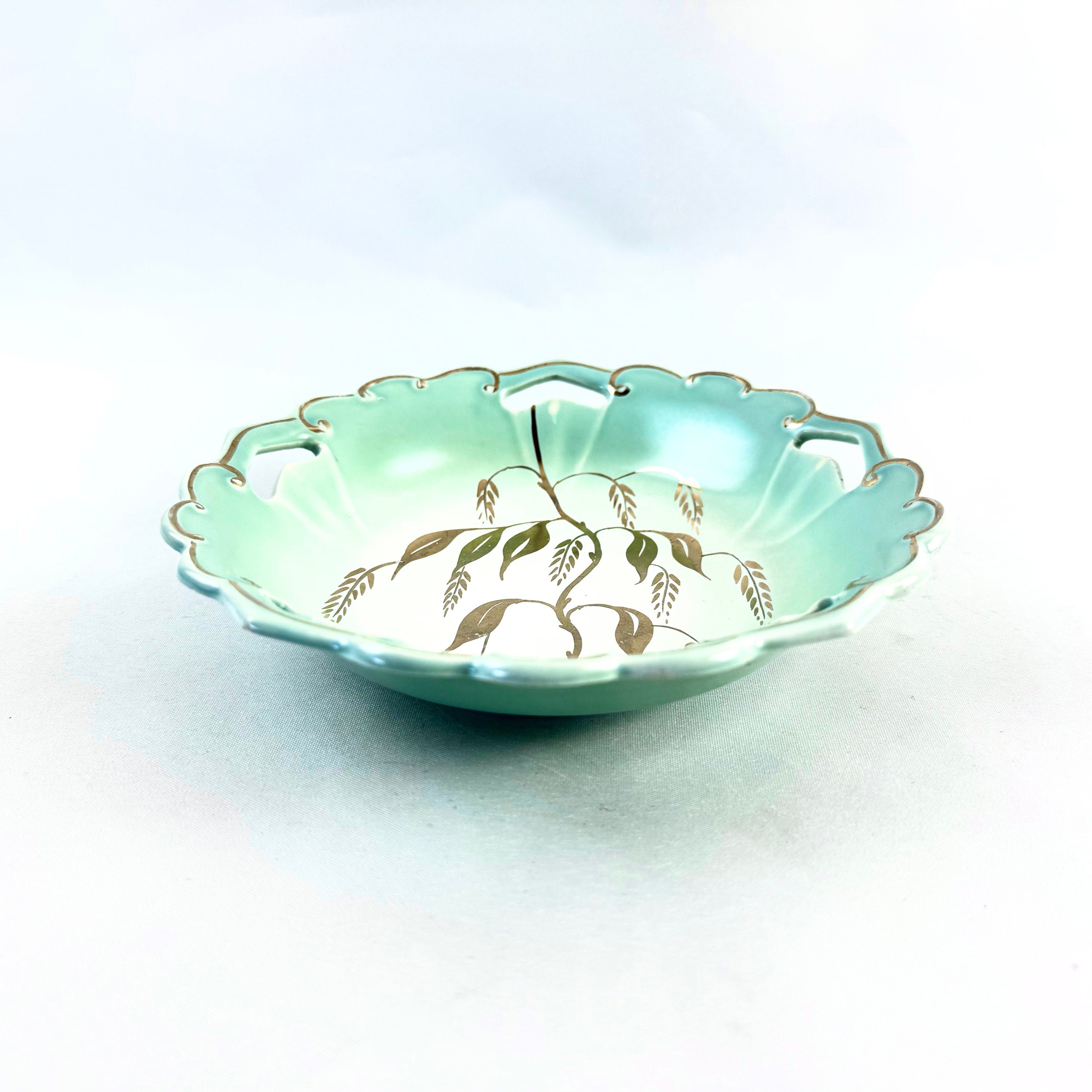 Vintage Flora Gouda Bowl: 1950s Dutch Ceramic Jewel Design - Etsy