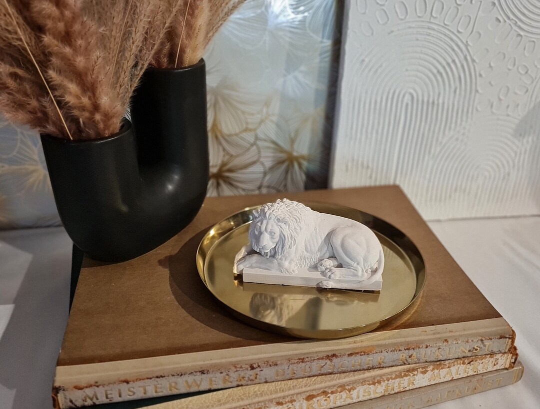 Statue Lion Made of Resin King Majestic Home Accessories - Etsy