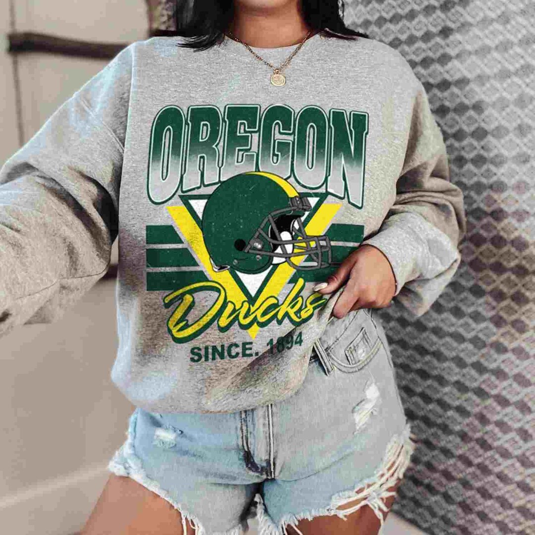 Vintage NCAA Retro Oregon Ducks Logo Sweatshirt T-shirt - Etsy