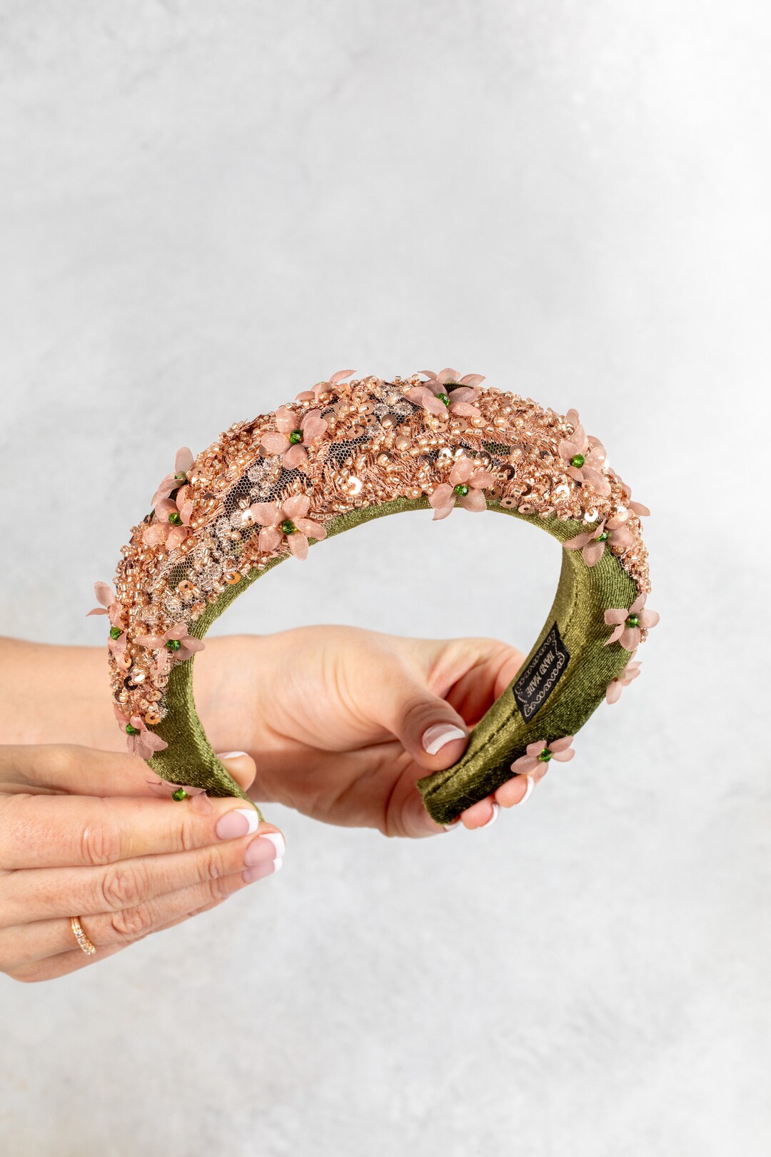 Set Olive Fascinator With Bee Earrings Bronze Green Velvet Fascinate ...