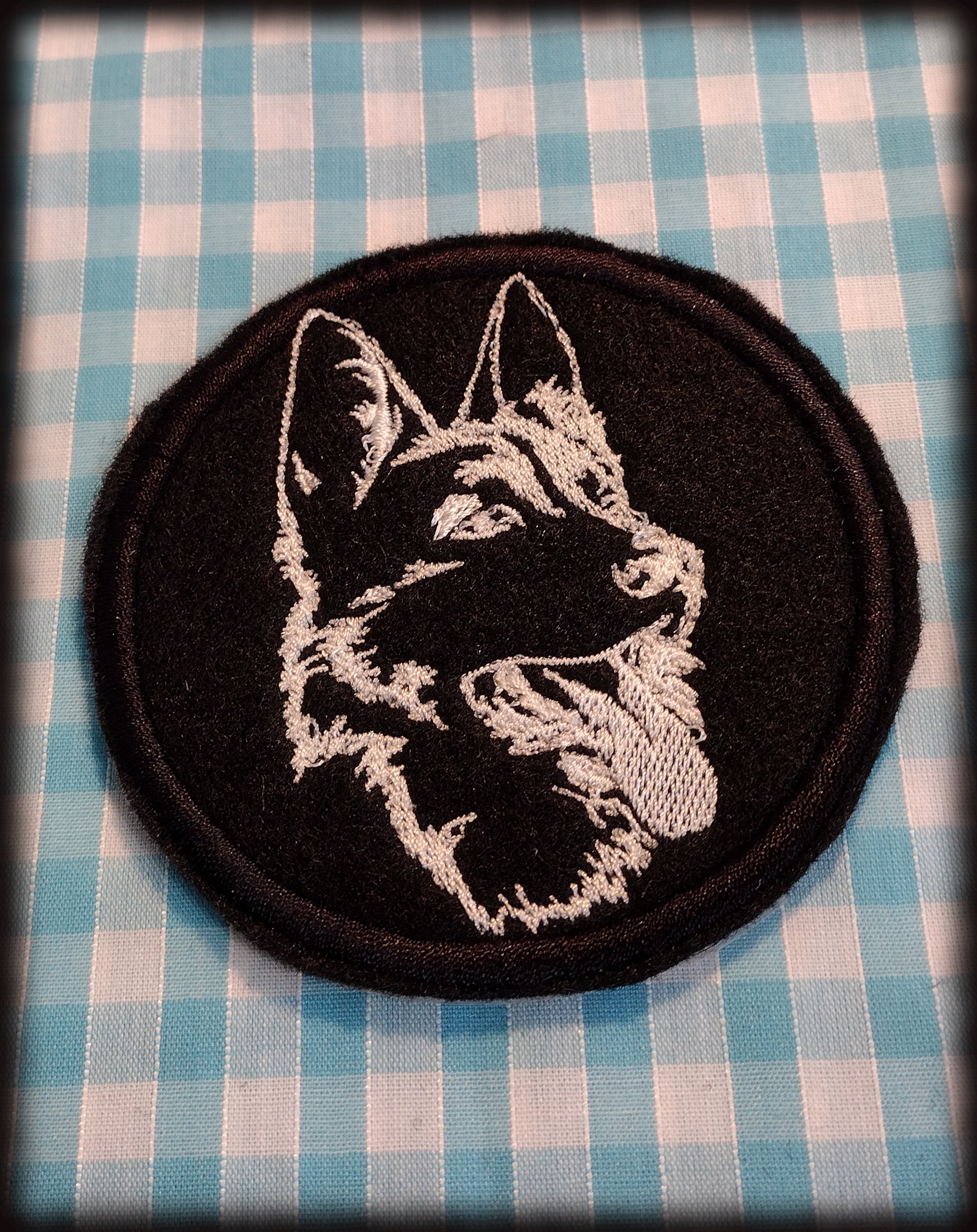 German Shepherd Dog Iron-on Patch DIY Embroidery, Embroidered ...