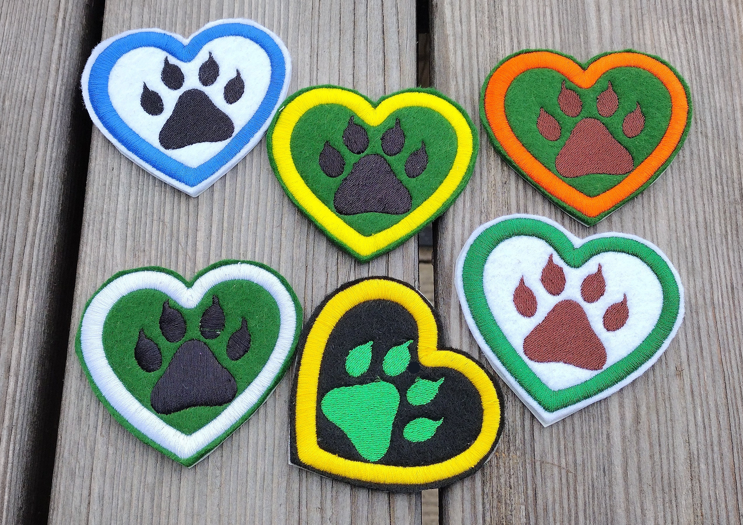 Dog Wolf Paw Inside Heart Iron-on Sew-on Embroidered Patch Application ...