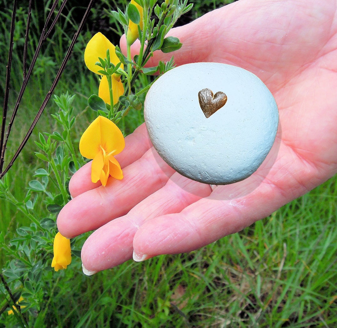 Hand Carved Love Pebble: Gold Heart Inlay, Thoughtful Gift - Etsy