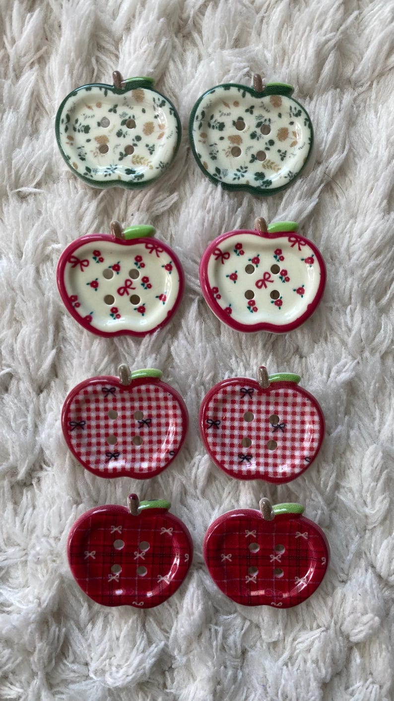 Kids Girls Cute Colorful Green Red Apple 4 Holes Sewing Buttons DIY ...