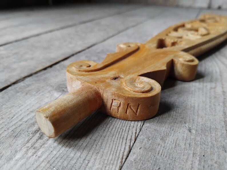 Old Swedish Linfäste ( Distaff / Spinning Rock) - Etsy Sweden