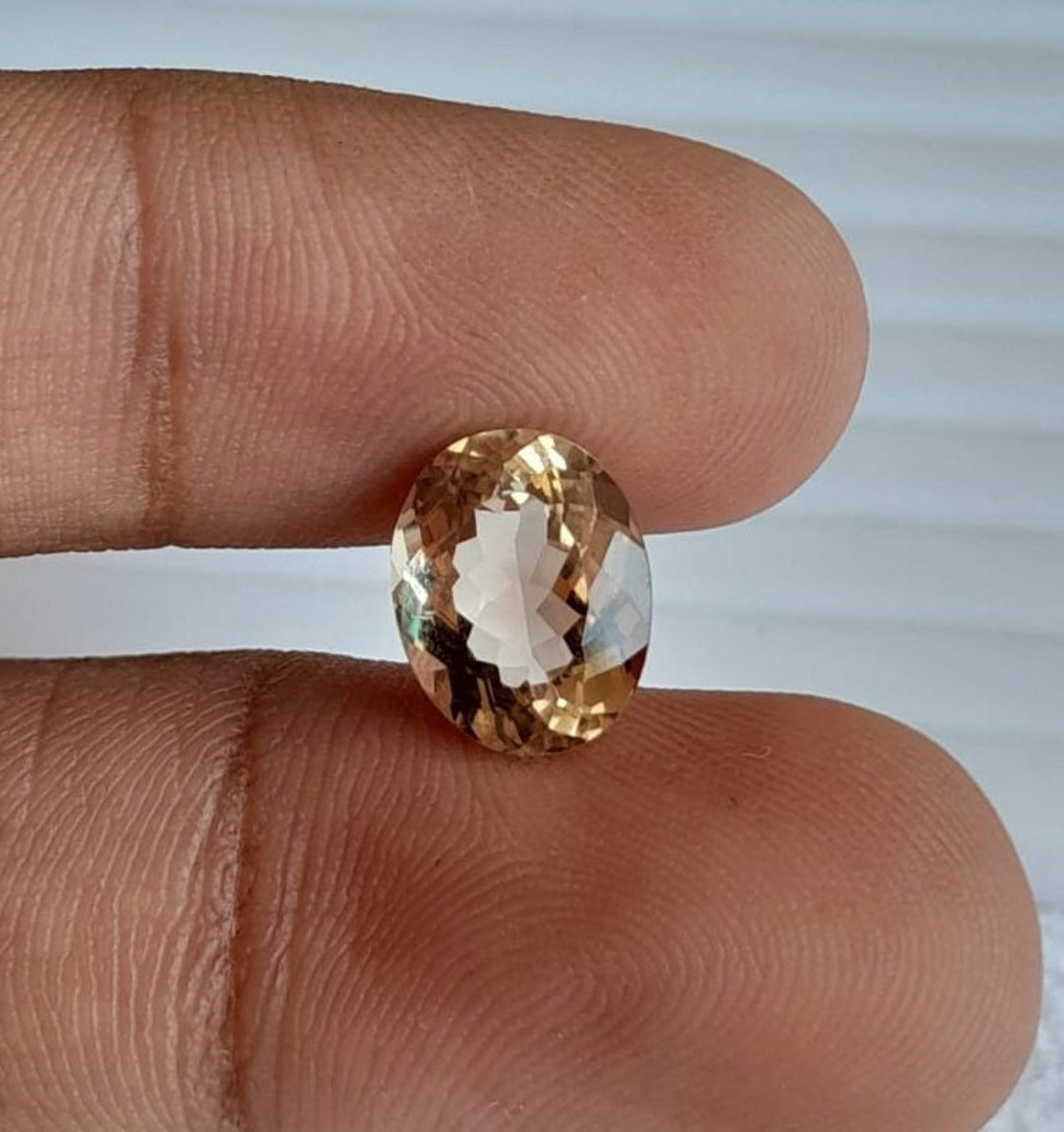 Brilliant Oval Oregon Sunstone With Schiller and Multi Colour, 2.55 ...