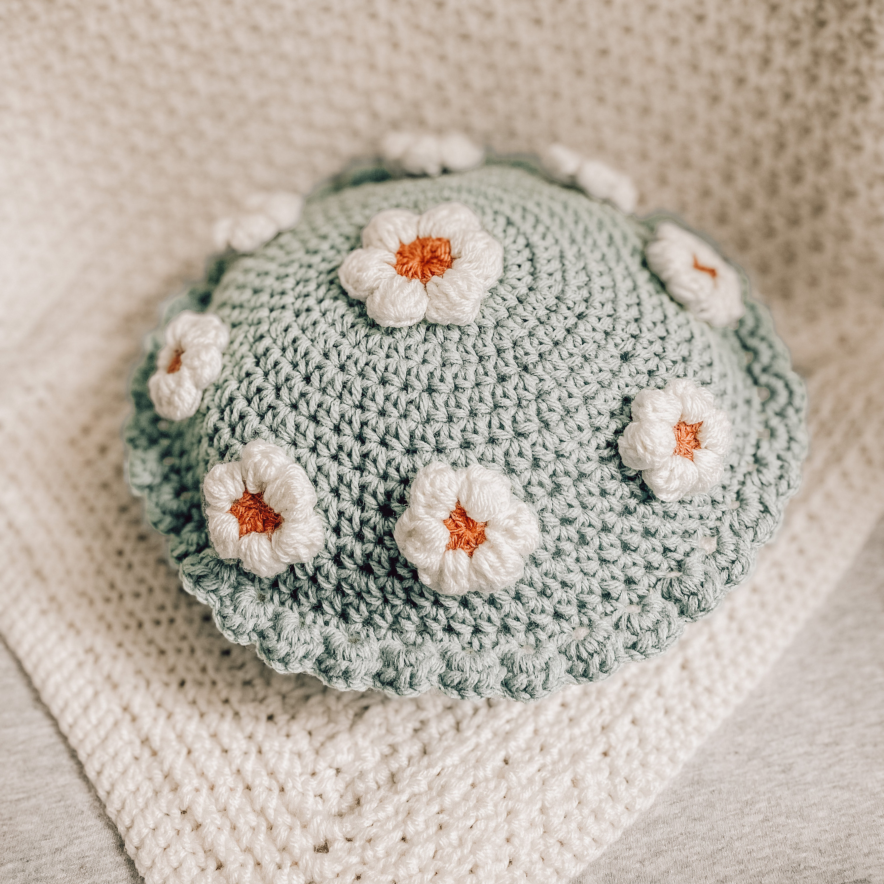 CROCHET Pattern-daisy Puff Pillow - Etsy