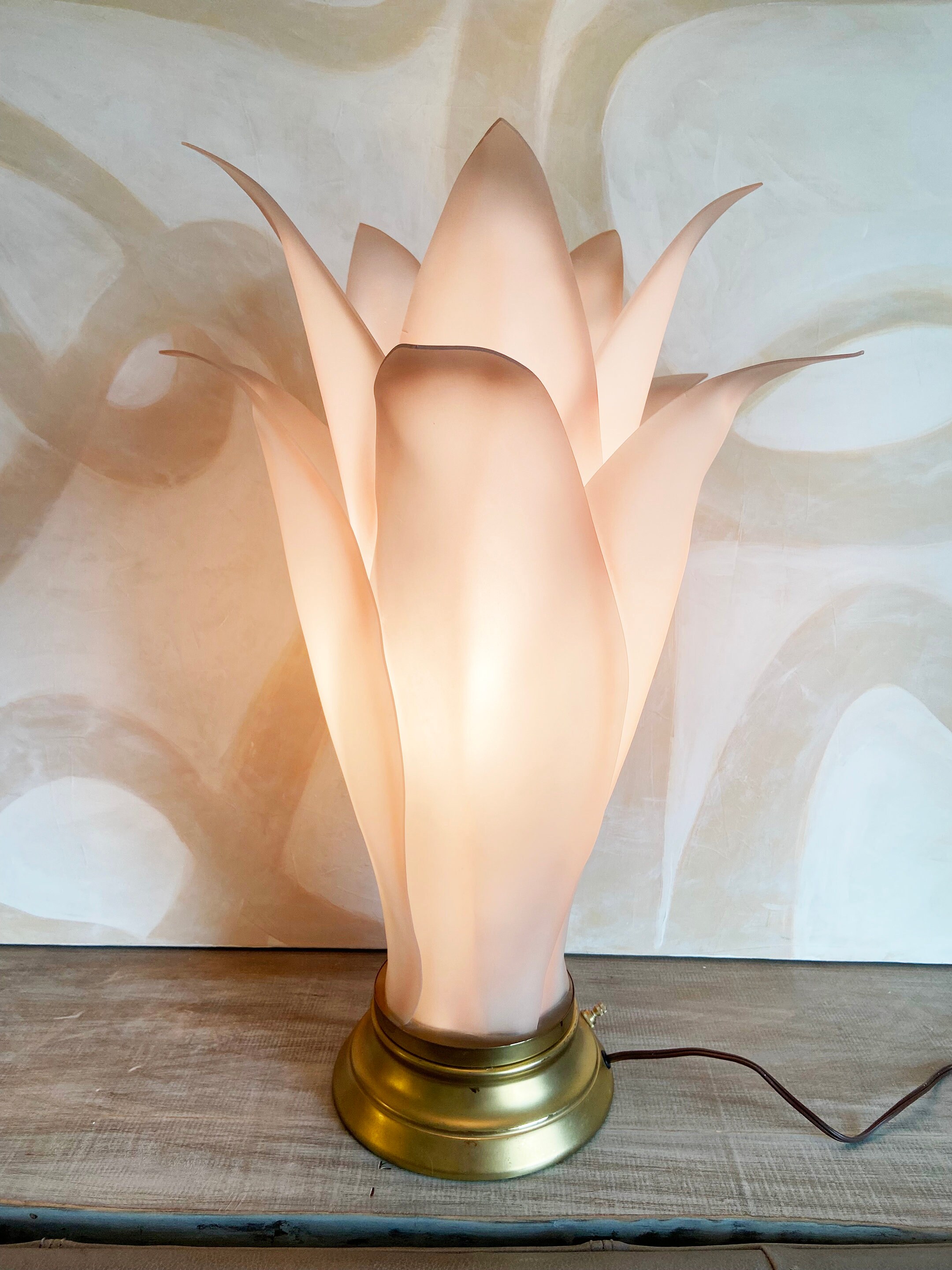 Vintage Mid-century Modern Large Table Lamp by Harris Industries ...