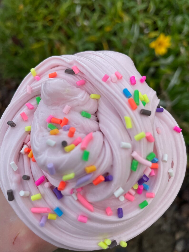 Froyo Surprise Butter Slime With Sprinkles, SCENTED Frozen Yogurt ...