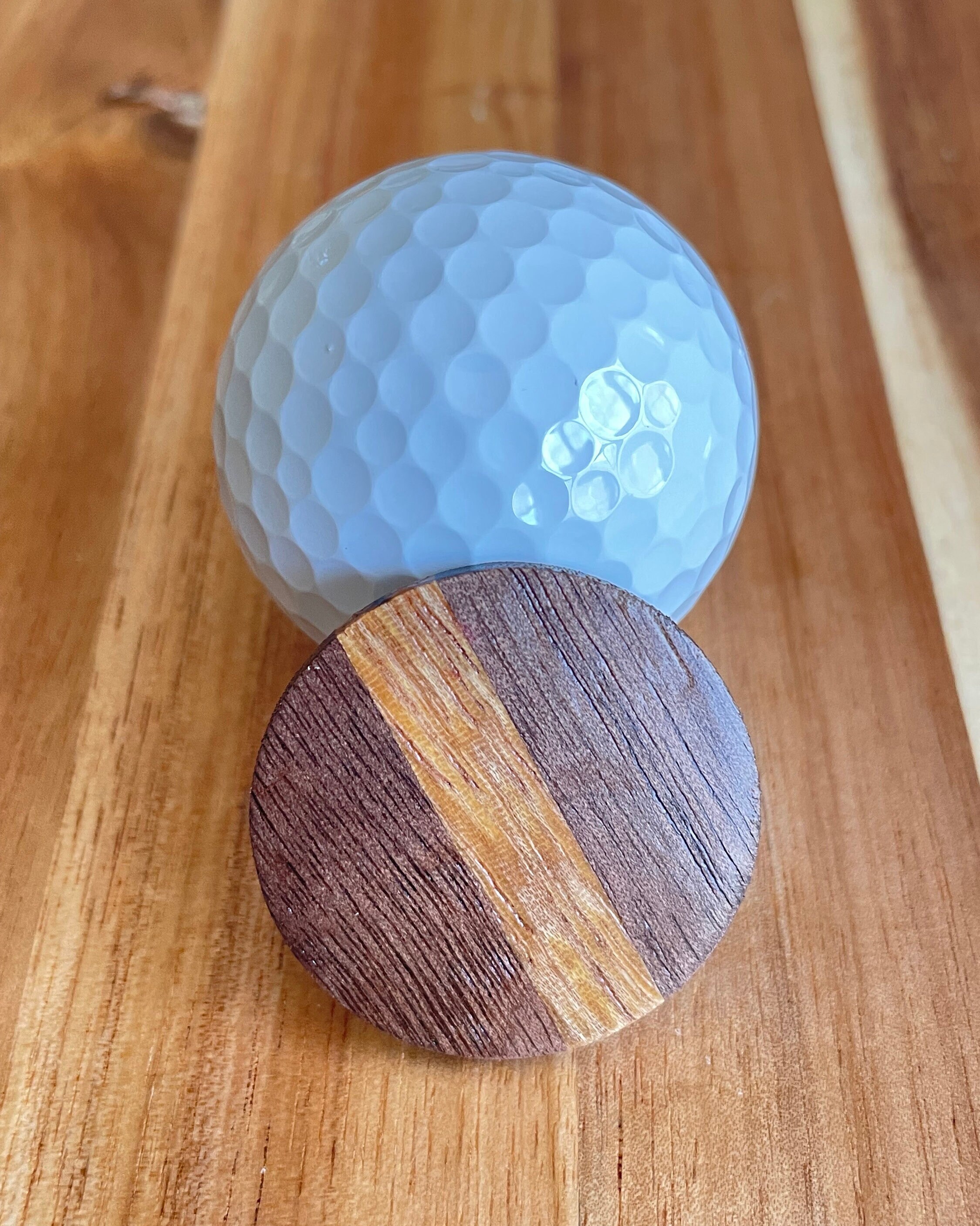 Golf Ball Marker | Golf Gift | Wood Ball Marker | Walnut - Etsy