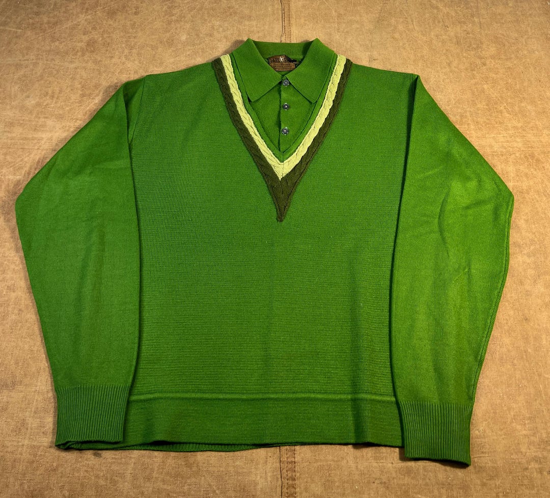 Vintage 60’s Gary & Reed V Neck Button up Acrylic Material Basic ...