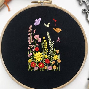 Summer Flowers Embroidery Design 5 Sizes, Wildflower Meadow Machine ...